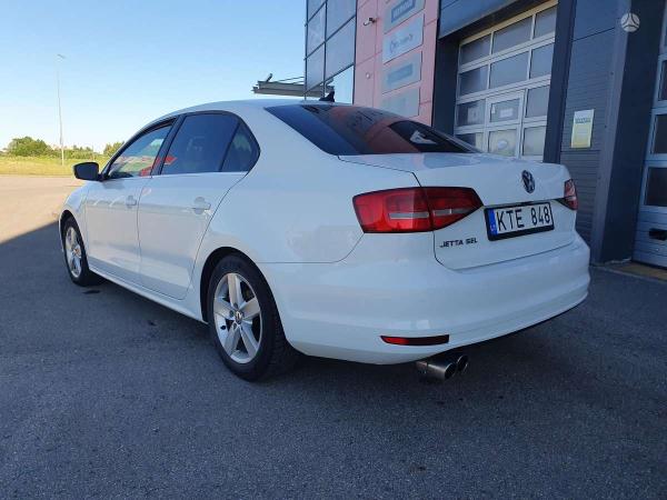 Balts Volkswagen Jetta 2015 Panevēža, ar dzinēja tilpumu 1.97 L un nobraukumu 272 tūkst. km par 6250 €, foto 9 vietnē AUTOMOTO.COM.LV