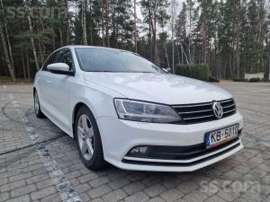 Белый Фольксваген Джетта 2015 в Рига, объемом двигателя 2.00 л и пробегом 173 тыс. км за 6690 €, фото 5 на AUTOMOTO.COM.LV