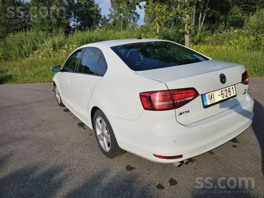 Balts Volkswagen Jetta 2015 Rīga, ar dzinēja tilpumu 2.00 L un nobraukumu 247 tūkst. km par 3300 €, foto 5 vietnē AUTOMOTO.COM.LV