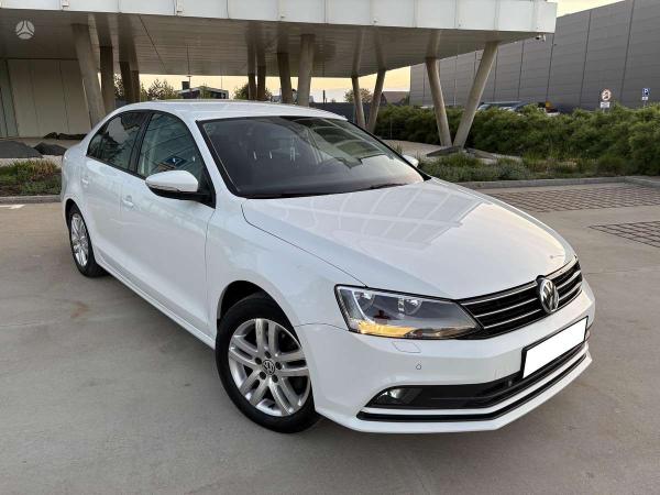 Balts Volkswagen Jetta 2015 Viļņa, ar dzinēja tilpumu 1.97 L un nobraukumu 153 tūkst. km par 7200 €, foto 1 vietnē AUTOMOTO.COM.LV