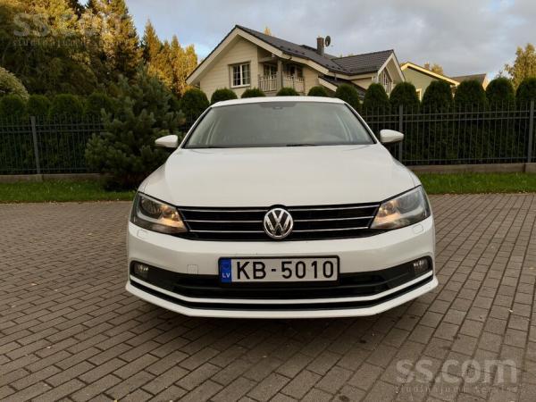 Balts Volkswagen Jetta 2015 Rīga, ar dzinēja tilpumu 2.00 L un nobraukumu 170 tūkst. km par 6500 €, foto 8 vietnē AUTOMOTO.COM.LV