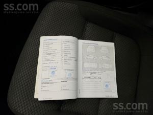 White Volkswagen Jetta 2015 in Riga, with an engine capacity of 2.00 L and mileage of 170 thousand km for 6500 €, photo 21 on AUTOMOTO.COM.LV