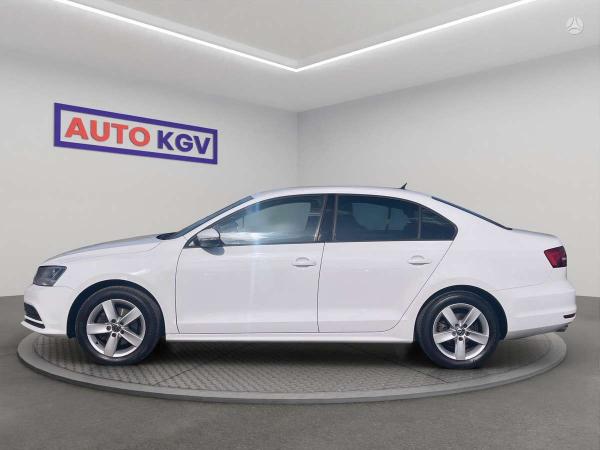 Balts Volkswagen Jetta 2015 Viļņa, ar dzinēja tilpumu 1.40 L un nobraukumu 267 tūkst. km par 4999 €, foto 3 vietnē AUTOMOTO.COM.LV