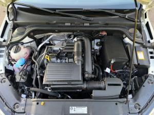Balts Volkswagen Jetta 2016 Viļņa, ar dzinēja tilpumu 1.40 L un nobraukumu 135 tūkst. km par 6800 €, foto 7 vietnē AUTOMOTO.COM.LV