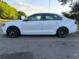 Balts Volkswagen Jetta 2016 Viļņa, ar dzinēja tilpumu 1.40 L un nobraukumu 135 tūkst. km par 6800 €, foto 10 vietnē AUTOMOTO.COM.LV