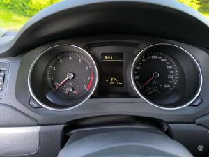 Balts Volkswagen Jetta 2016 Viļņa, ar dzinēja tilpumu 1.40 L un nobraukumu 135 tūkst. km par 6800 €, foto 17 vietnē AUTOMOTO.COM.LV