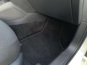 Balts Volkswagen Jetta 2016 Viļņa, ar dzinēja tilpumu 1.40 L un nobraukumu 135 tūkst. km par 6800 €, foto 37 vietnē AUTOMOTO.COM.LV