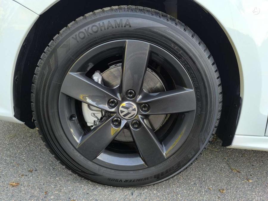 Balts Volkswagen Jetta 2016 Viļņa, ar dzinēja tilpumu 1.40 L un nobraukumu 135 tūkst. km par 6800 €, foto 49 vietnē AUTOMOTO.COM.LV