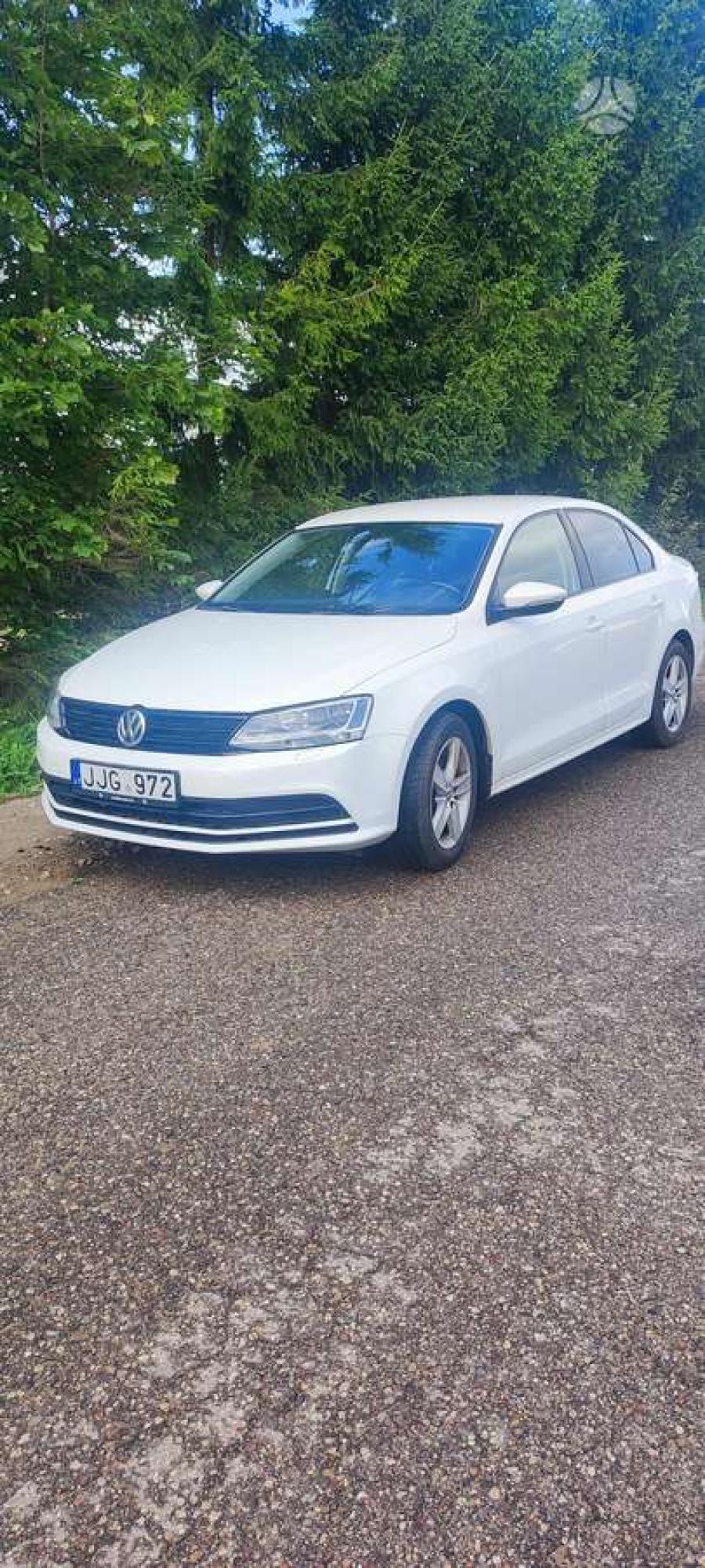 Balts Volkswagen Jetta 2016 Viļņa, ar dzinēja tilpumu 1.40 L un nobraukumu 97 tūkst. km par 7900 €, foto 4 vietnē AUTOMOTO.COM.LV