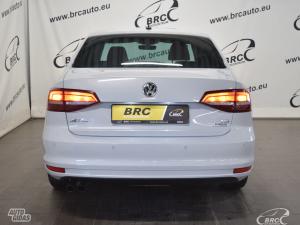 White Volkswagen Jetta 2017 in Riga, with an engine capacity of 1.40 L and mileage of 125 thousand km for 6900 €, photo 22 on AUTOMOTO.COM.LV