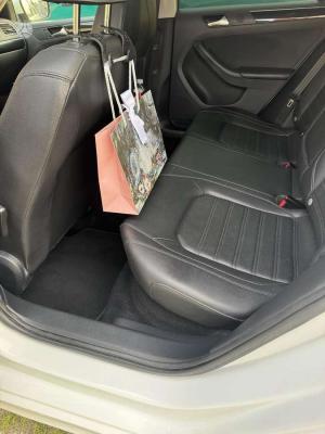 White Volkswagen Jetta 2017 in Silute, with an engine capacity of 1.80 L and mileage of 186 thousand km for 6900 €, photo 20 on AUTOMOTO.COM.LV