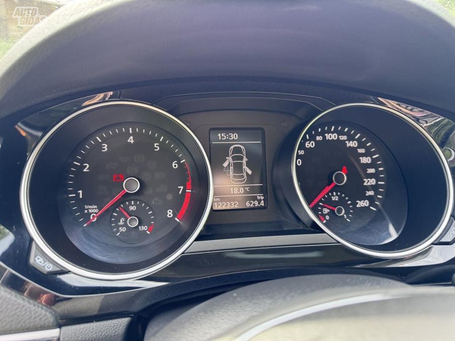 Balts Volkswagen Jetta 2017 Mažeikiai, ar dzinēja tilpumu 1.40 L un nobraukumu 122 tūkst. km par 8500 €, foto 9 vietnē AUTOMOTO.COM.LV