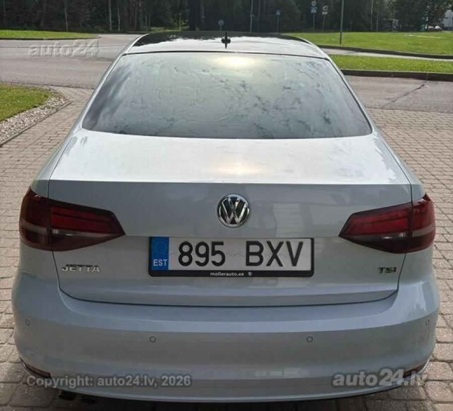 White Volkswagen Jetta 2018 in Tallinn, with an engine capacity of 1.40 L and mileage of 83 thousand km for 8900 €, photo 8 on AUTOMOTO.COM.LV