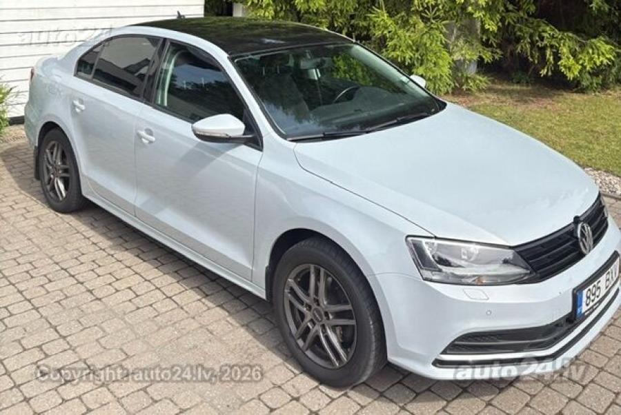 White Volkswagen Jetta 2018 in Tallinn, with an engine capacity of 1.40 L and mileage of 83 thousand km for 8900 €, photo 10 on AUTOMOTO.COM.LV