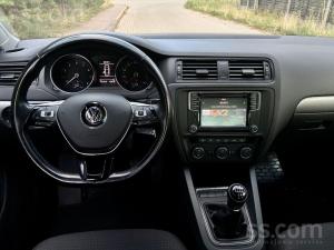 Balts Volkswagen Jetta 2018 Rīga, ar dzinēja tilpumu 1.40 L un nobraukumu 160 tūkst. km par 7500 €, foto 16 vietnē AUTOMOTO.COM.LV