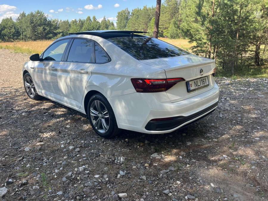 Balts Volkswagen Jetta 2019 Jonava, ar dzinēja tilpumu 1.40 L un nobraukumu 198 tūkst. km par 11900 €, foto 4 vietnē AUTOMOTO.COM.LV
