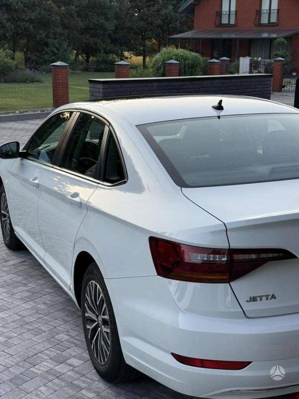 Balts Volkswagen Jetta 2019 Kauņa, ar dzinēja tilpumu 1.40 L un nobraukumu 59 tūkst. km par 11400 €, foto 8 vietnē AUTOMOTO.COM.LV