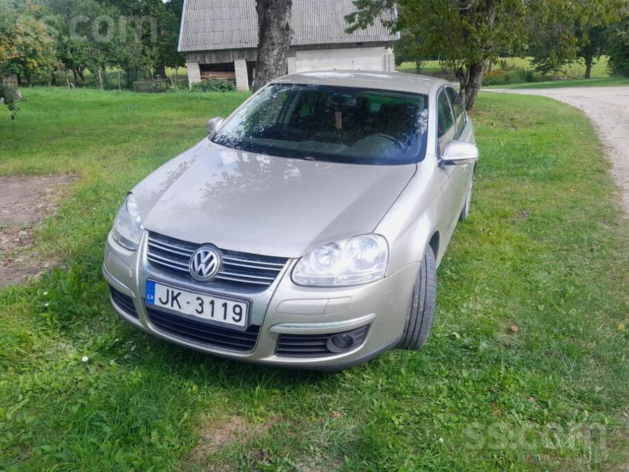Dzeltens Volkswagen Jetta 2006 Kuldīga, ar dzinēja tilpumu 1.60 L un nobraukumu 333 tūkst. km par 600 €, foto 1 vietnē AUTOMOTO.COM.LV