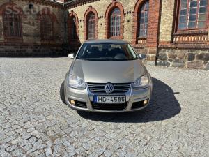 Dzeltens Volkswagen Jetta 2008 Ventspils, ar dzinēja tilpumu 1.60 L un nobraukumu 115 tūkst. km par 2900 €, foto  vietnē AUTOMOTO.COM.LV