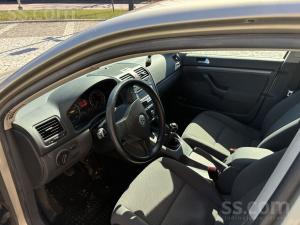 Dzeltens Volkswagen Jetta 2008 Ventspils, ar dzinēja tilpumu 1.60 L un nobraukumu 115 tūkst. km par 2900 €, foto 9 vietnē AUTOMOTO.COM.LV