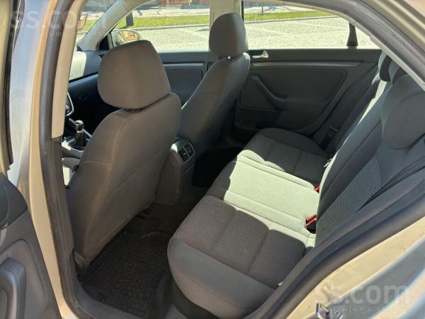 Dzeltens Volkswagen Jetta 2008 Ventspils, ar dzinēja tilpumu 1.60 L un nobraukumu 115 tūkst. km par 2900 €, foto 9 vietnē AUTOMOTO.COM.LV