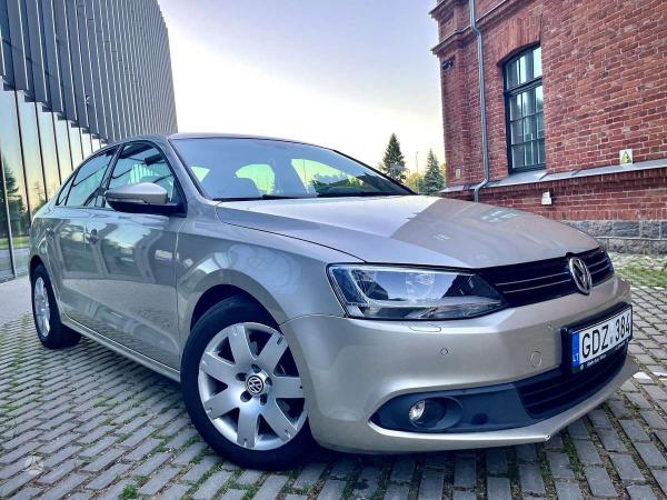Dzeltens Volkswagen Jetta 2012 Kauņa, ar dzinēja tilpumu 1.60 L un nobraukumu 220 tūkst. km par 3600 €, foto 10 vietnē AUTOMOTO.COM.LV