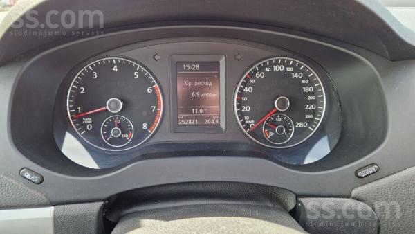 Dzeltens Volkswagen Jetta 2014 Rīga, ar dzinēja tilpumu 1.40 L un nobraukumu 253 tūkst. km par 4870 €, foto 6 vietnē AUTOMOTO.COM.LV