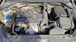 Yellow Volkswagen Jetta 2014 in Riga, with an engine capacity of 1.40 L and mileage of 253 thousand km for 4870 €, photo 16 on AUTOMOTO.COM.LV
