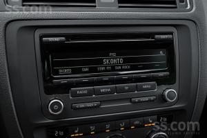 Yellow Volkswagen Jetta 2014 in Riga, with an engine capacity of 1.40 L and mileage of 97 thousand km for 5950 €, photo 21 on AUTOMOTO.COM.LV