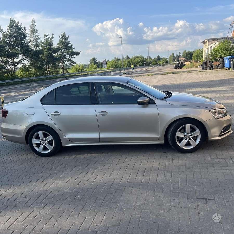 Dzeltens Volkswagen Jetta 2015 Lazdijai, ar dzinēja tilpumu 1.97 L un nobraukumu 208 tūkst. km par 5600 €, foto 7 vietnē AUTOMOTO.COM.LV