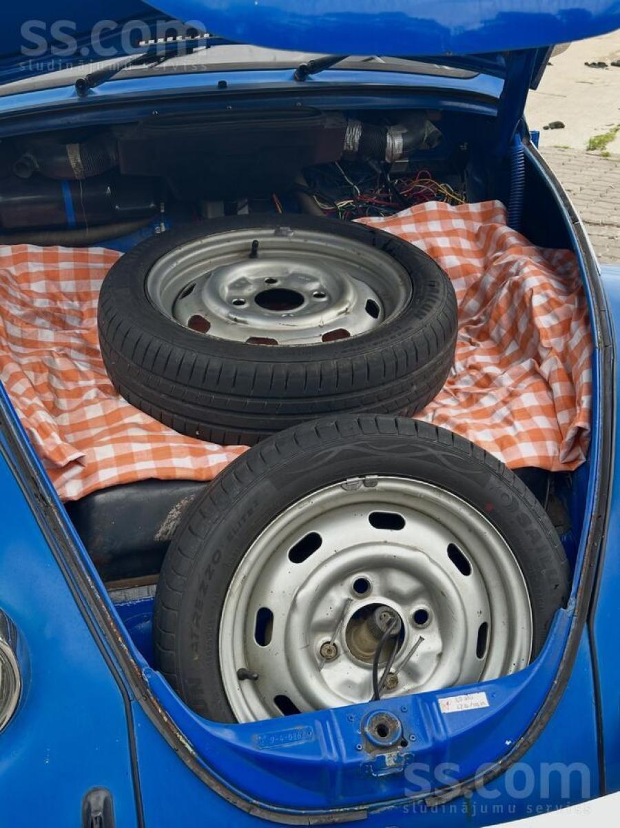 Zils Volkswagen Kafer 1972 Rīga, ar dzinēja tilpumu 1.30 L un nobraukumu 8 tūkst. km par 5500 €, foto 5 vietnē AUTOMOTO.COM.LV