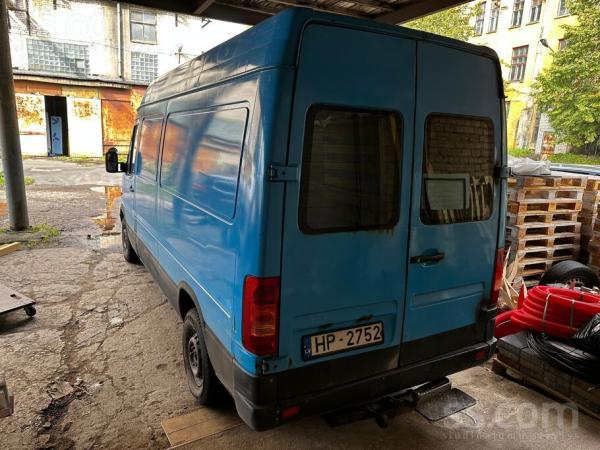 Zils Volkswagen LT 2004 Rīga, ar dzinēja tilpumu 2.50 L un nobraukumu 488 tūkst. km par 2800 €, foto 5 vietnē AUTOMOTO.COM.LV