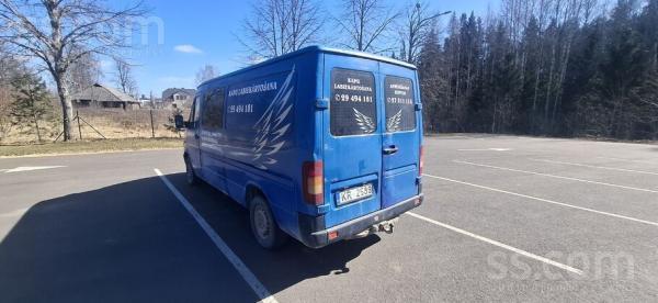 Blue Volkswagen LT 1999 in Cesis, with an engine capacity of 2.50 L and mileage of 0 thousand km for 2390 €, photo 4 on AUTOMOTO.COM.LV