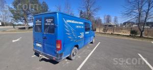 Blue Volkswagen LT 1999 in Cesis, with an engine capacity of 2.50 L and mileage of 0 thousand km for 2390 €, photo 6 on AUTOMOTO.COM.LV