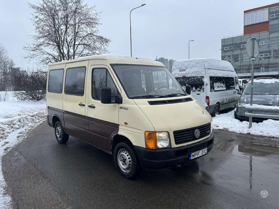Brown Volkswagen LT 1998 in Vilnius, with an engine capacity of 2.50 L and mileage of 188 thousand km for 2650 €, photo 3 on AUTOMOTO.COM.LV