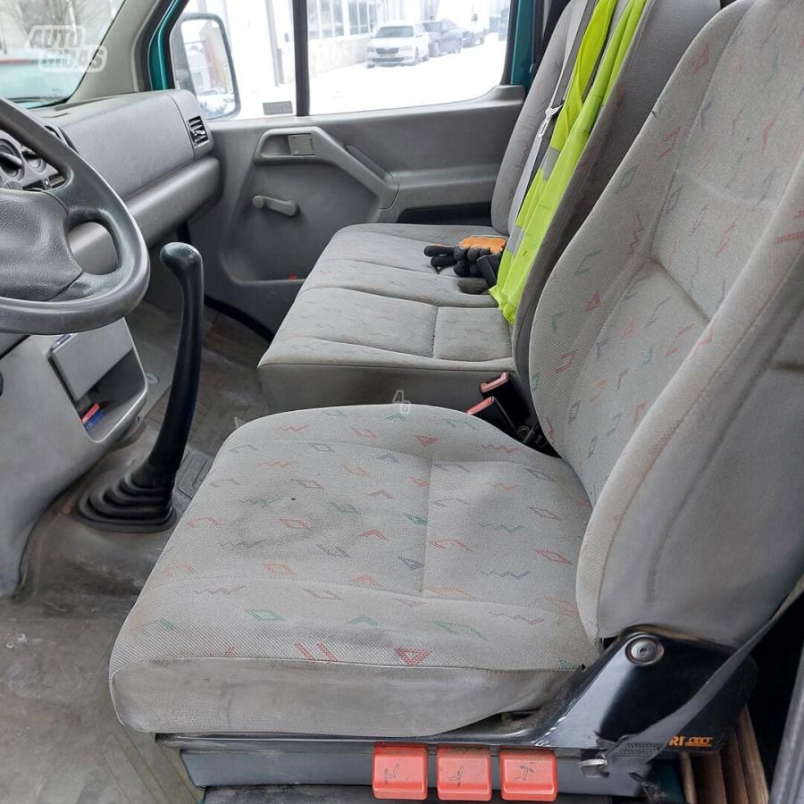 Zaļš Volkswagen LT 2001 Kauņa, ar dzinēja tilpumu 2.50 L un nobraukumu 287 tūkst. km par 2850 €, foto 11 vietnē AUTOMOTO.COM.LV