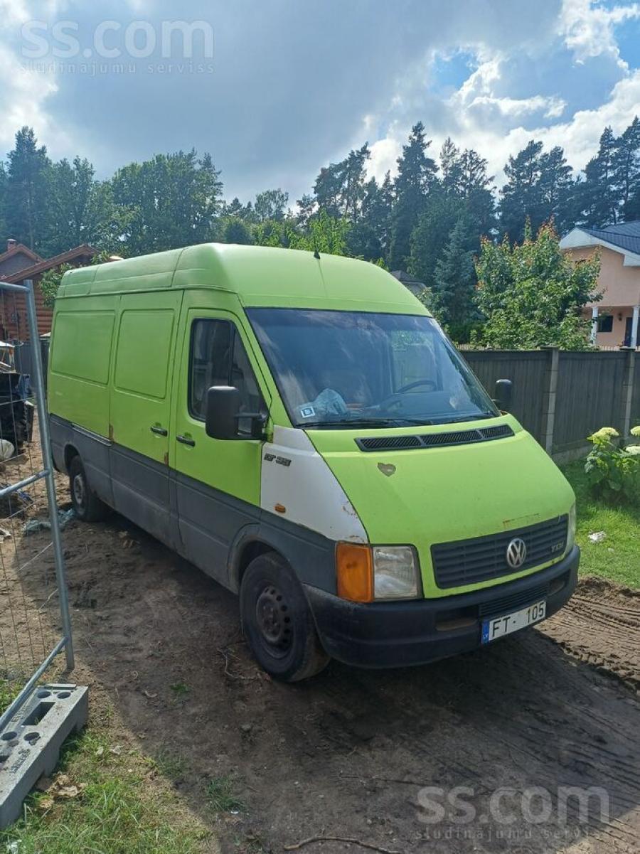 Green Volkswagen LT 1996 in Riga, with an engine capacity of 2.80 L and mileage of 658 thousand km for 1000 €, photo 1 on AUTOMOTO.COM.LV