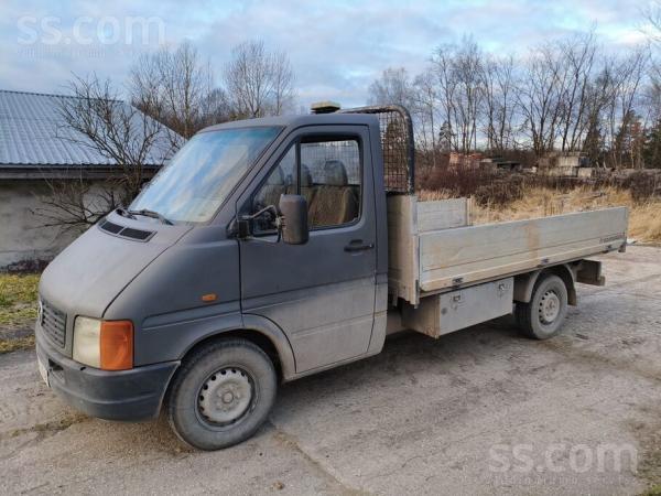 Grey Volkswagen LT 1998 in Valmiera, with an engine capacity of 2.50 L and mileage of 412 thousand km for 3500 €, photo 1 on AUTOMOTO.COM.LV