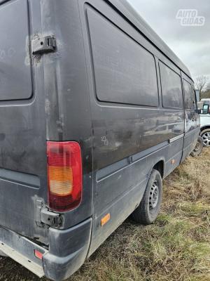 Volkswagen LT 2002 Kaišiadorys, ar dzinēja tilpumu 2.50 L un nobraukumu 400 tūkst. km par 1050 €, foto 3 vietnē AUTOMOTO.COM.LV