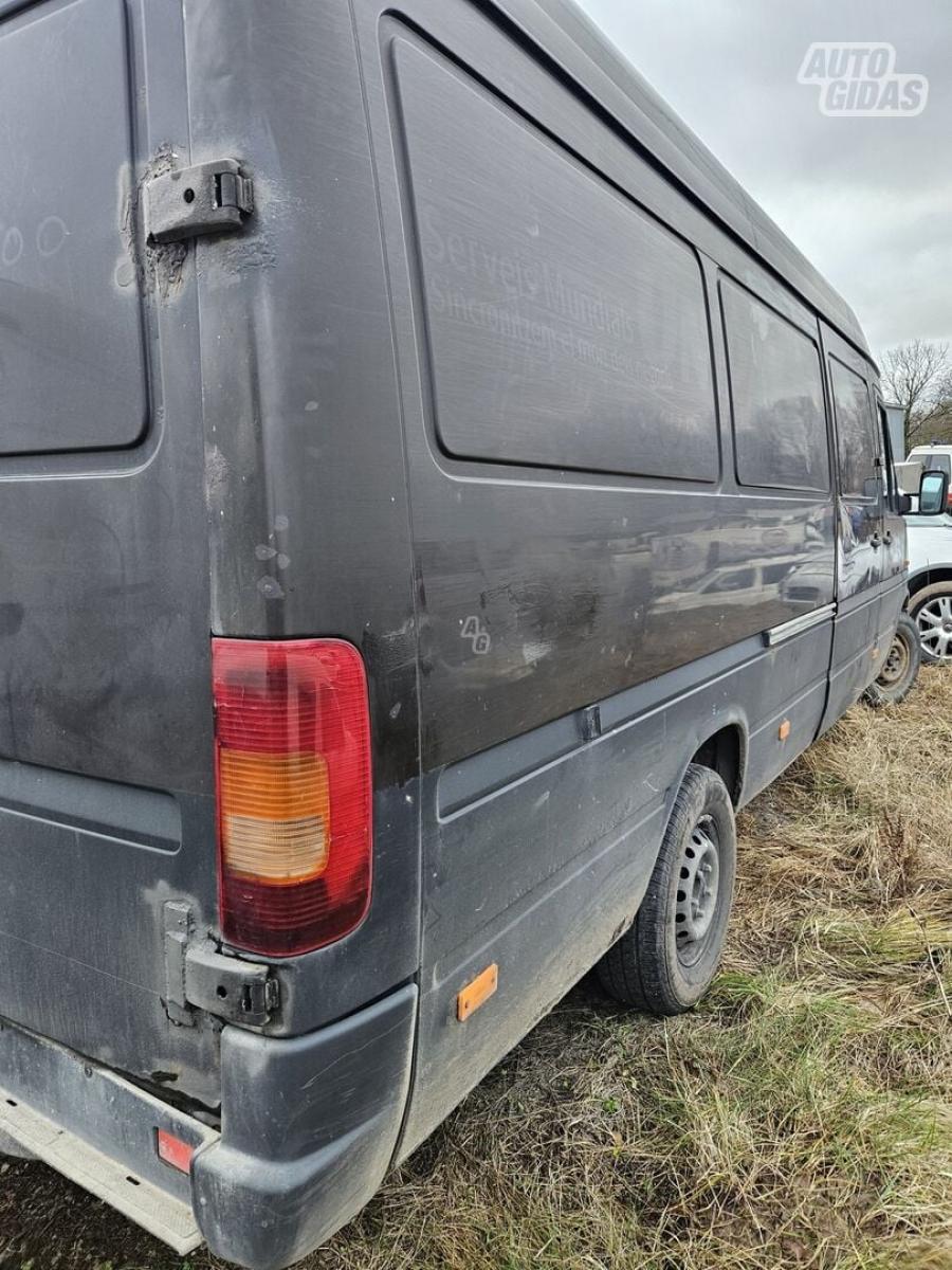 Volkswagen LT 2002 Kaišiadorys, ar dzinēja tilpumu 2.50 L un nobraukumu 400 tūkst. km par 1050 €, foto 3 vietnē AUTOMOTO.COM.LV