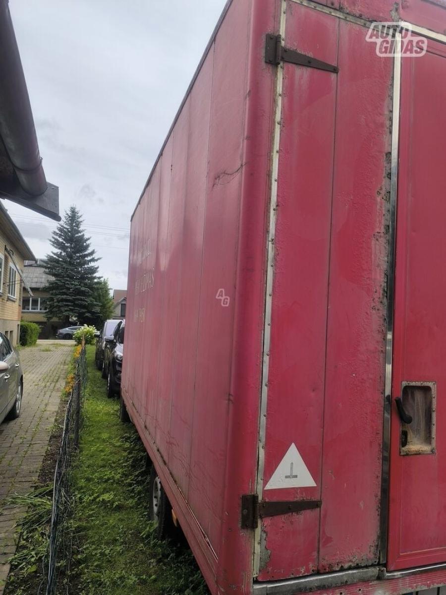 Volkswagen LT 2002 Radviliškis, ar dzinēja tilpumu 2.50 L un nobraukumu 450 tūkst. km par 1990 €, foto 4 vietnē AUTOMOTO.COM.LV