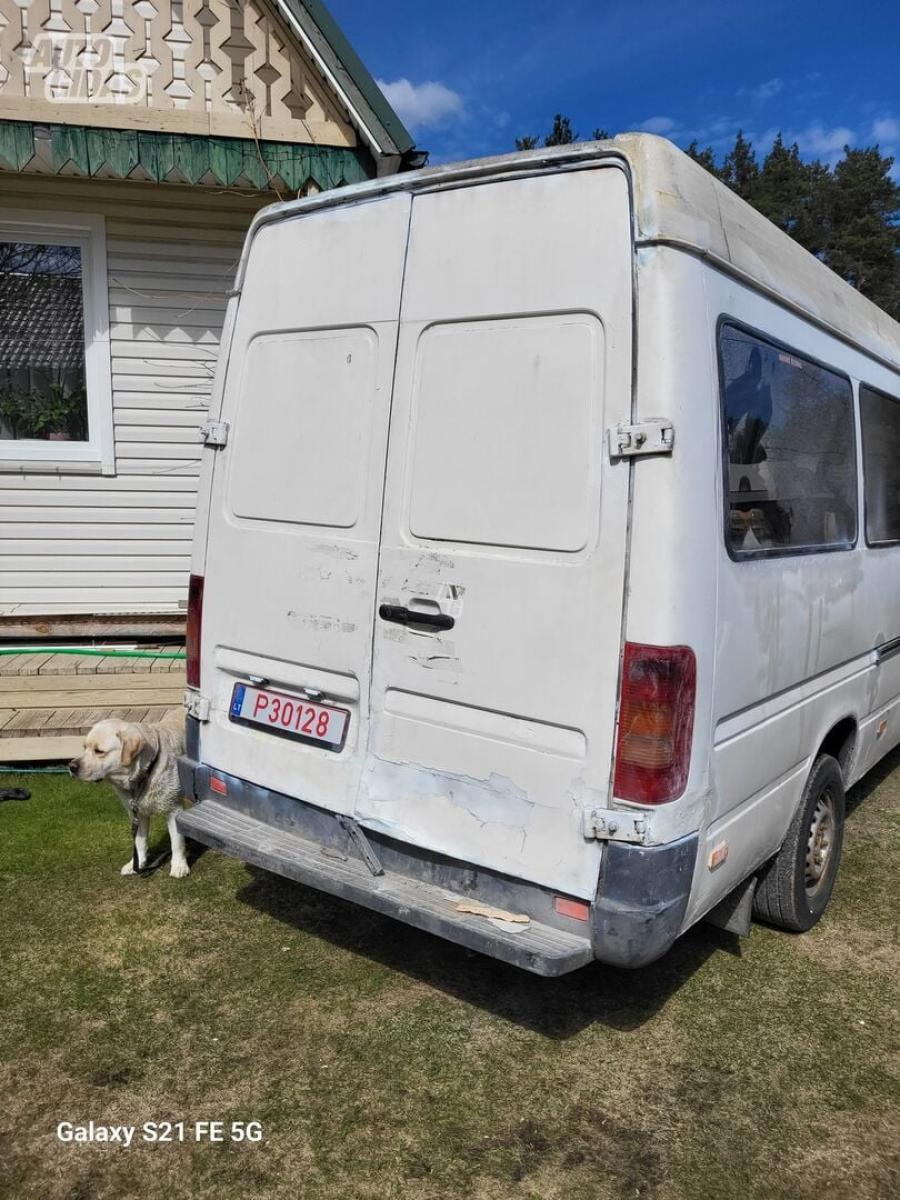 Volkswagen LT 1999 in Vilnius, with an engine capacity of 2.50 L and mileage of 418 thousand km for 1699 €, photo 13 on AUTOMOTO.COM.LV
