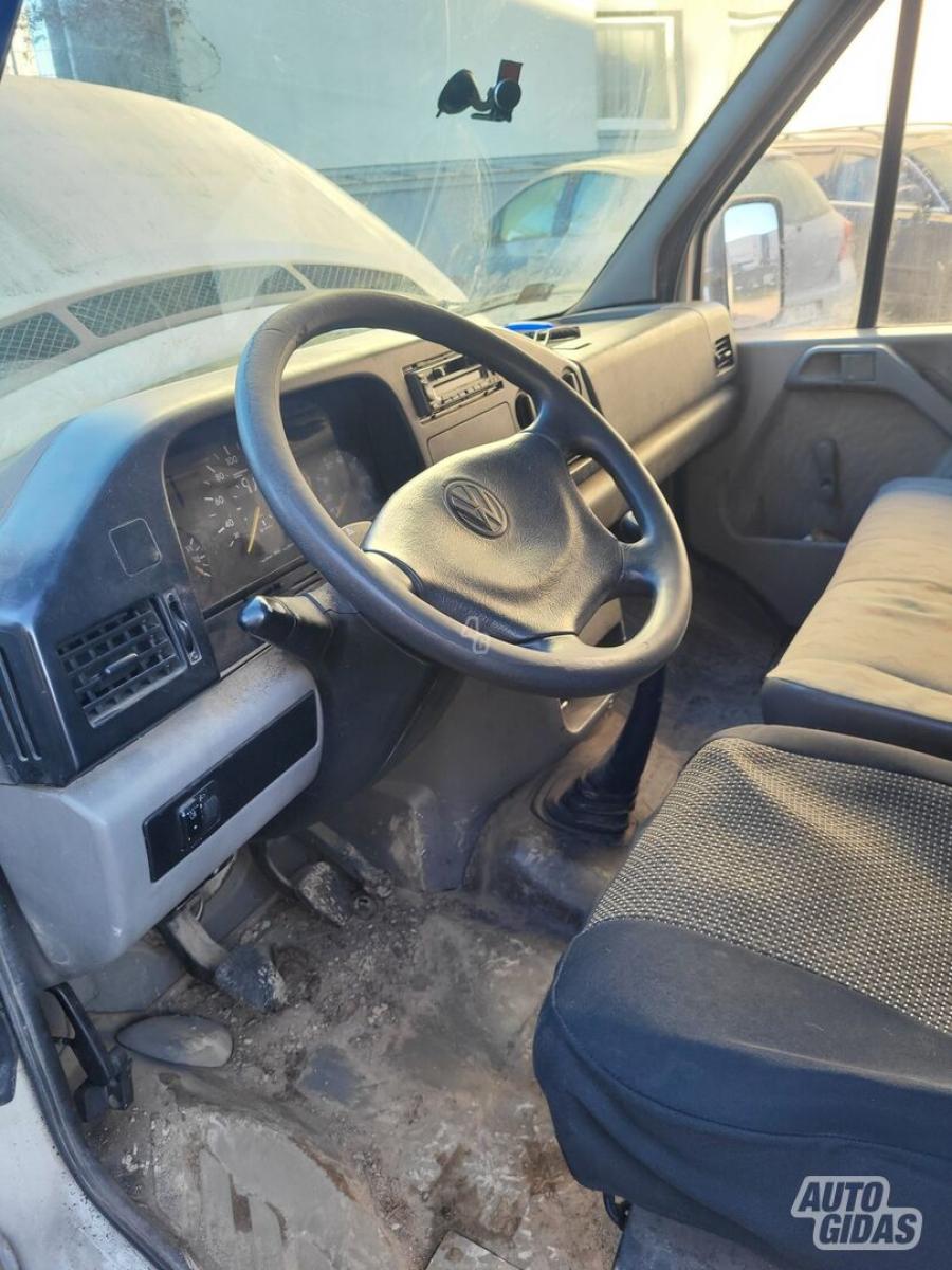 Volkswagen LT 1999 in Vilnius, with an engine capacity of 2.50 L and mileage of 418 thousand km for 1699 €, photo 19 on AUTOMOTO.COM.LV