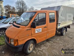 Oranžs Volkswagen LT 1999 Lazdijai, ar dzinēja tilpumu 2.46 L un nobraukumu 444 tūkst. km par 1500 €, foto  vietnē AUTOMOTO.COM.LV