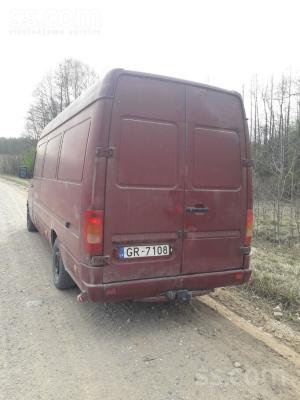 Red Volkswagen LT 2000 in Daugavpils, with an engine capacity of 2.50 L and mileage of 473 thousand km for 2100 €, photo 5 on AUTOMOTO.COM.LV