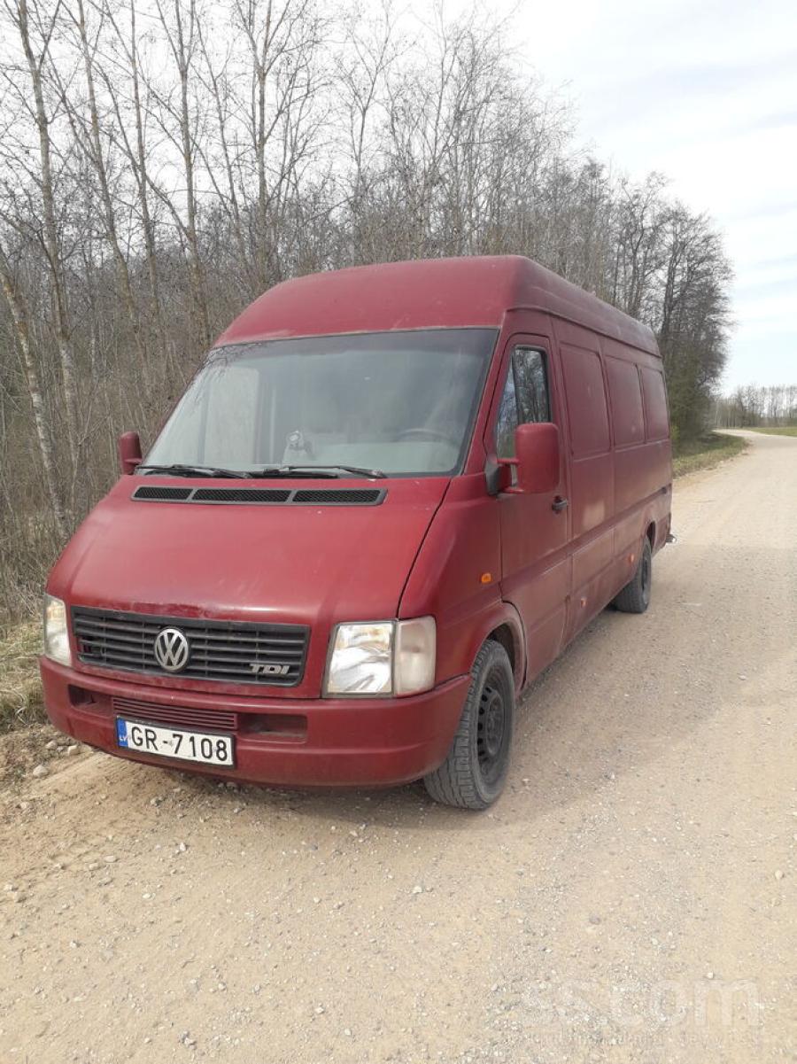 Red Volkswagen LT 2000 in Daugavpils, with an engine capacity of 2.50 L and mileage of 473 thousand km for 1600 €, photo 6 on AUTOMOTO.COM.LV