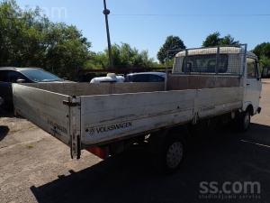 Balts Volkswagen LT 1993 Liepāja, ar dzinēja tilpumu 2.40 L un nobraukumu 301 tūkst. km par 1950 €, foto 4 vietnē AUTOMOTO.COM.LV