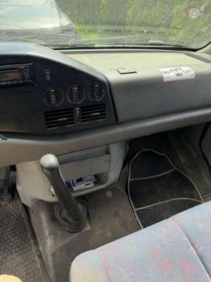 Balts Volkswagen LT 1999 Kauņa, ar dzinēja tilpumu 2.46 L un nobraukumu 400 tūkst. km par 1499 €, foto 10 vietnē AUTOMOTO.COM.LV
