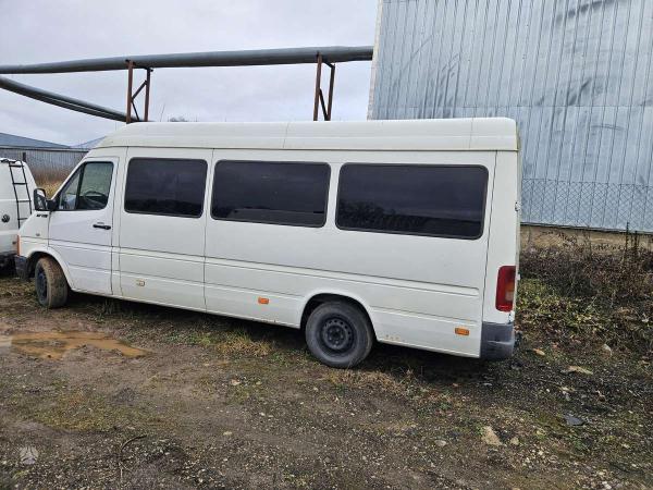 White Volkswagen LT 2000 in Kaisiadorys, with an engine capacity of 2.50 L and mileage of 500 thousand km for 3000 €, photo 1 on AUTOMOTO.COM.LV
