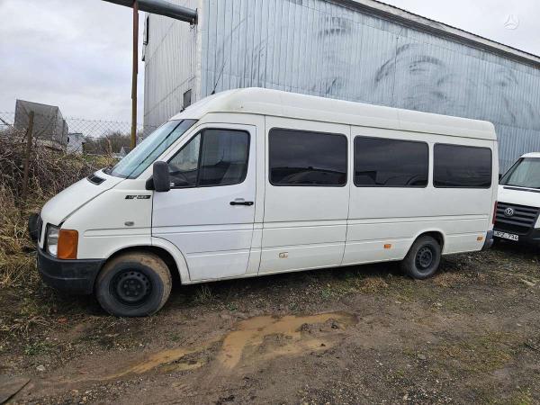 White Volkswagen LT 2000 in Kaisiadorys, with an engine capacity of 2.50 L and mileage of 500 thousand km for 3000 €, photo 2 on AUTOMOTO.COM.LV